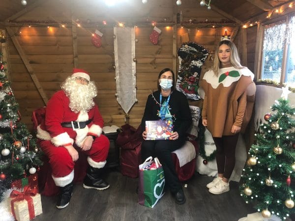 A Merry Little Linkmas - The Link Community