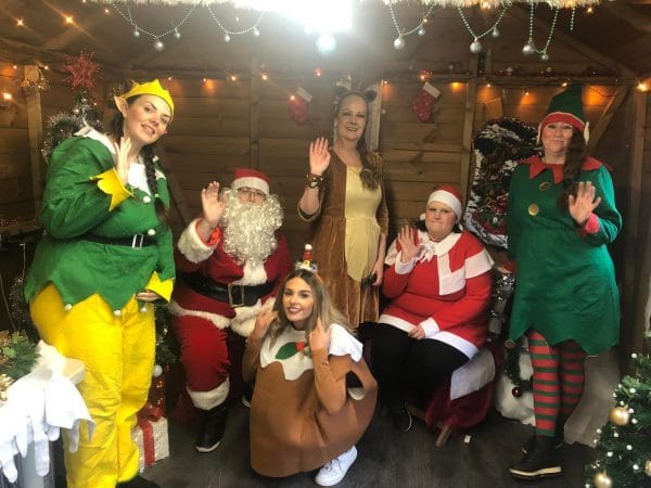 A Merry Little Linkmas - The Link Community